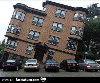 Casa storta - Facciabuco.com